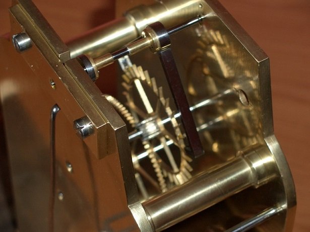 Hamilton & Inches Regulator-SOLD – Raymond Farrelly – Clockmaker